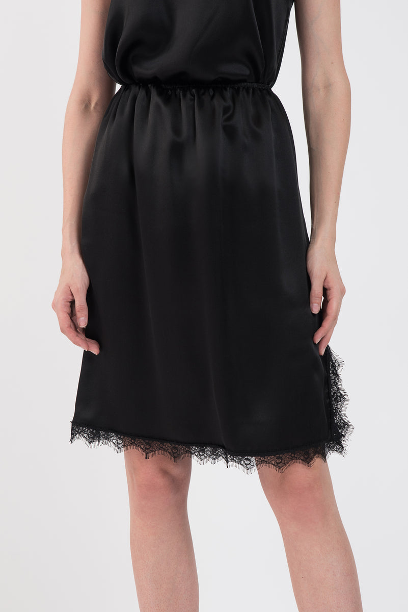 Jupa neagra scurta din matase naturala si dantela chantily – IZABELA ...